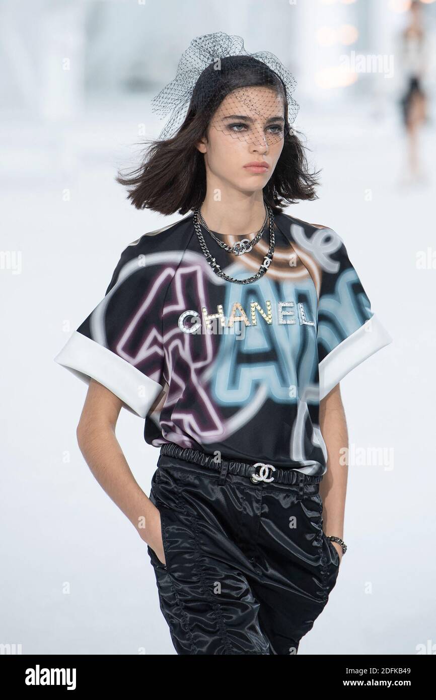 A model walks the runway during the Chanel Womenswear Spring/Summer ...