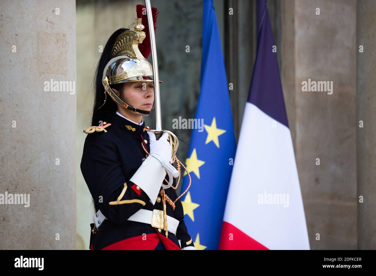 Illustration of republic guard at the Elysee presidential Palace on ...