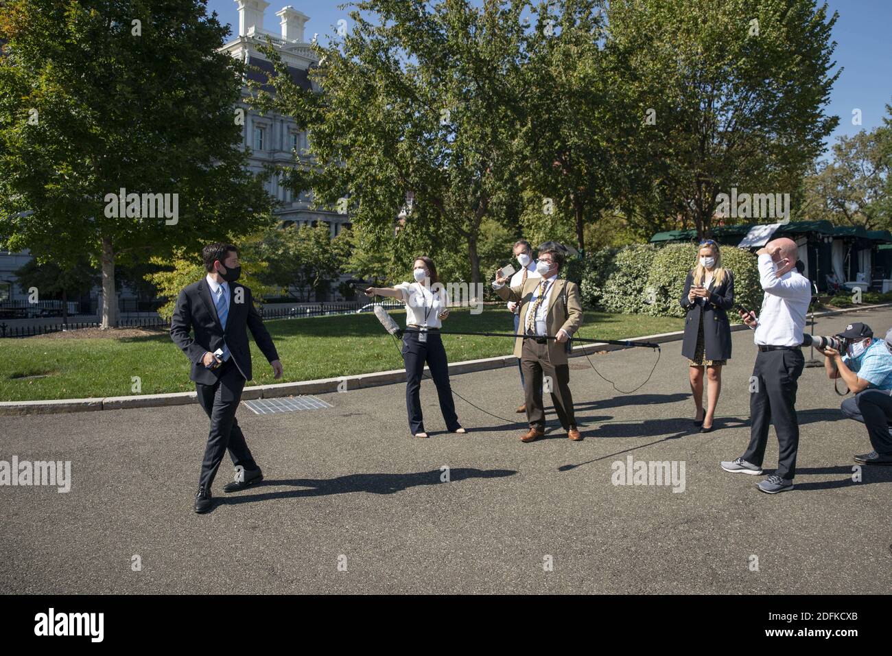 White House Deputy Press Secretary Brian Morgenstern speaks to members ...