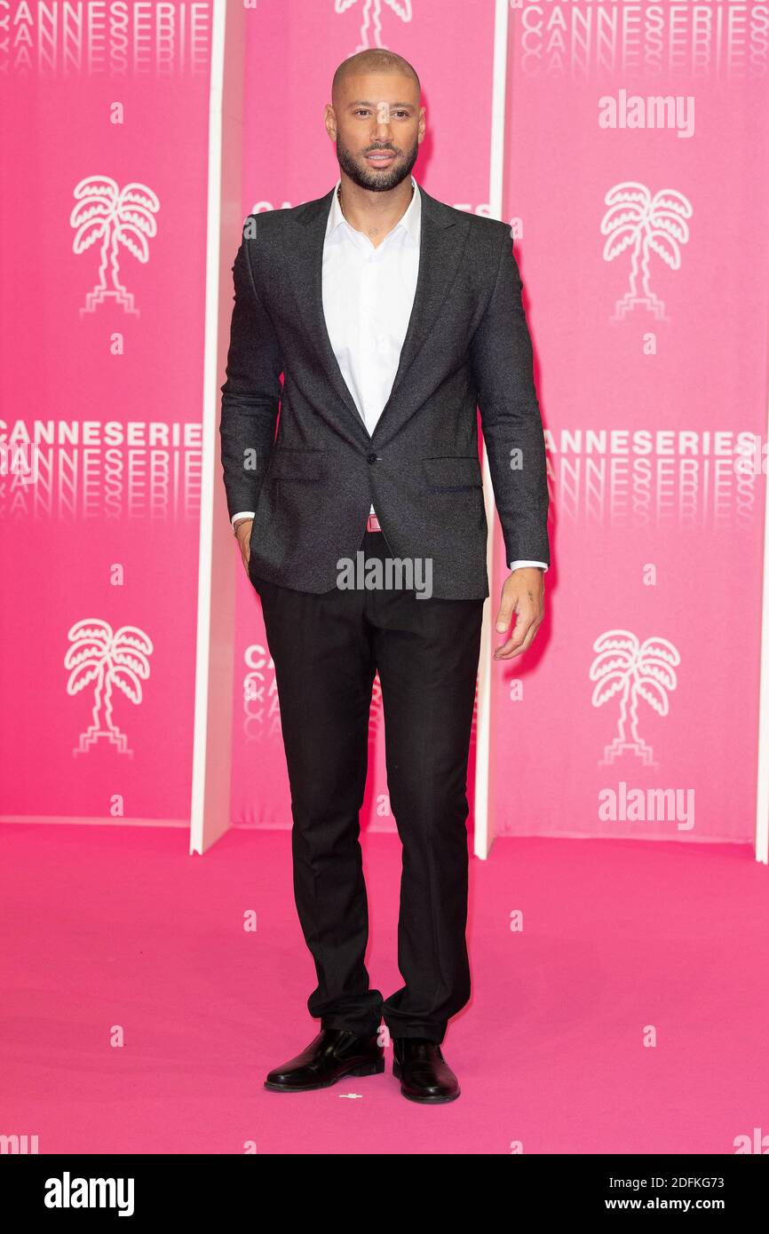 Xavier Delarue arrives on the pink carpet for the screening of Les ...