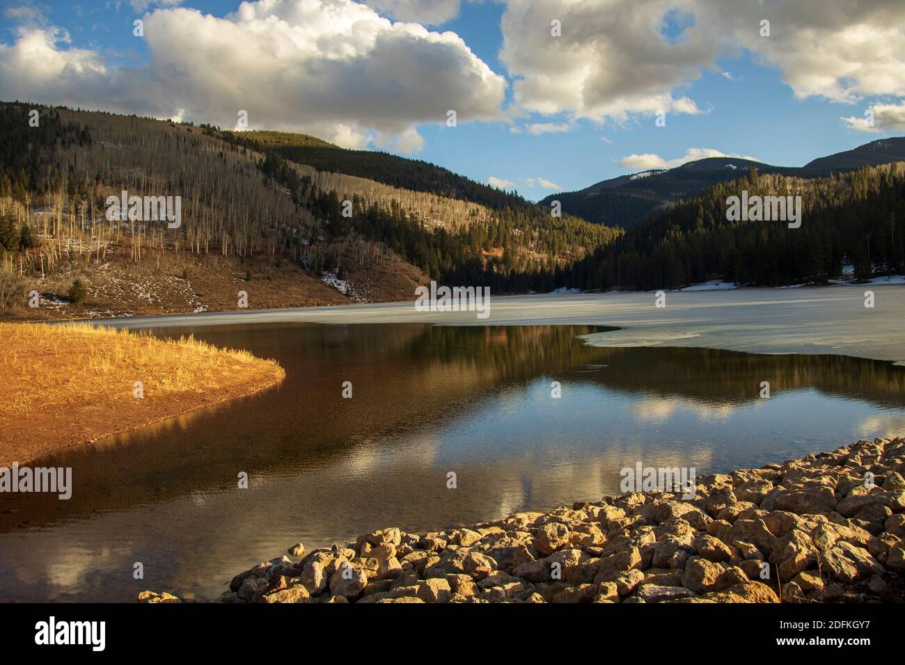Sylvan Lake Nov 2020 Stock Photo - Alamy