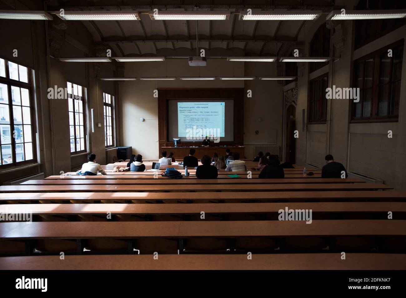 Amphitheatre universite france hi-res stock photography and images - Alamy