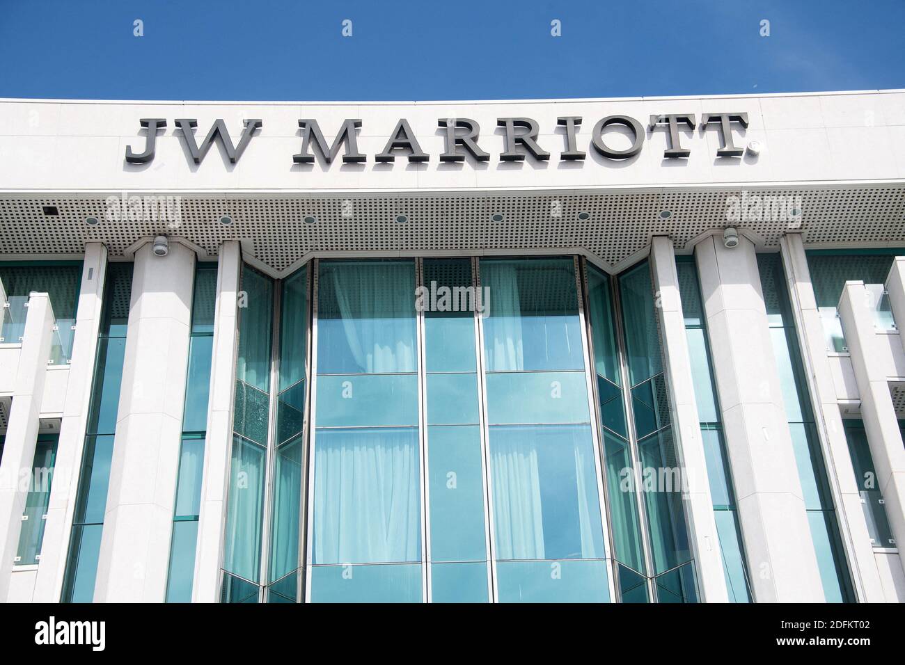 Jw marriott logo hi-res stock photography and images - Alamy