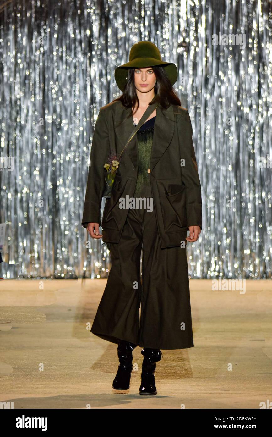 Cichy hi-res stock photography and images - Alamy