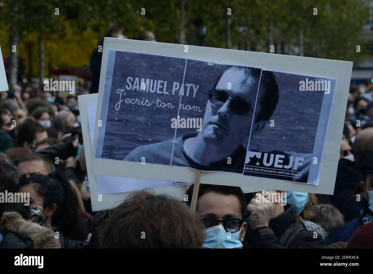 Tribute to Samuel Paty, the professor beheaded in a terrorist attack ...