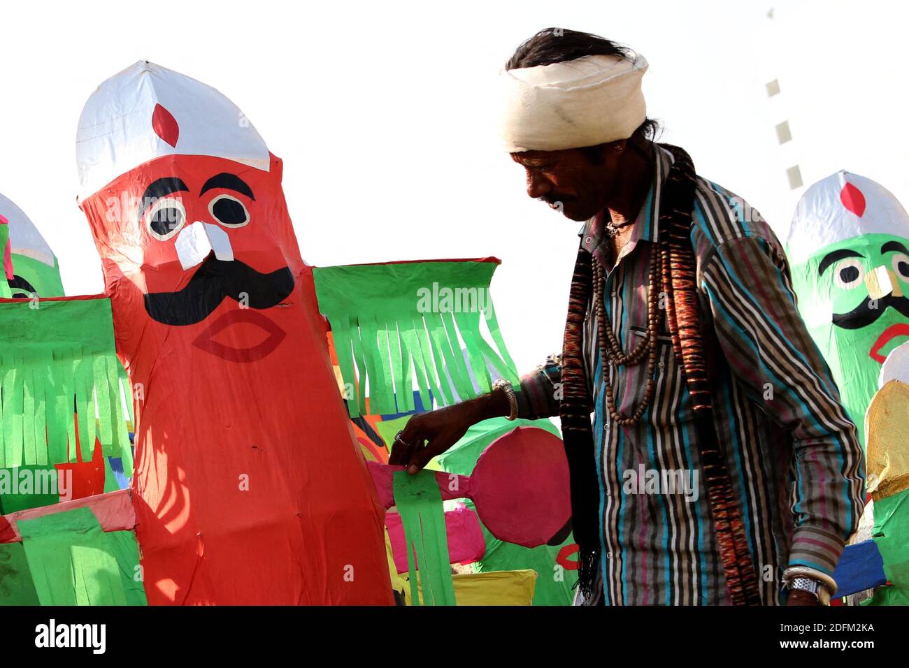 Indian artist prepares an effigy of the demon King Ravana ahead of ...