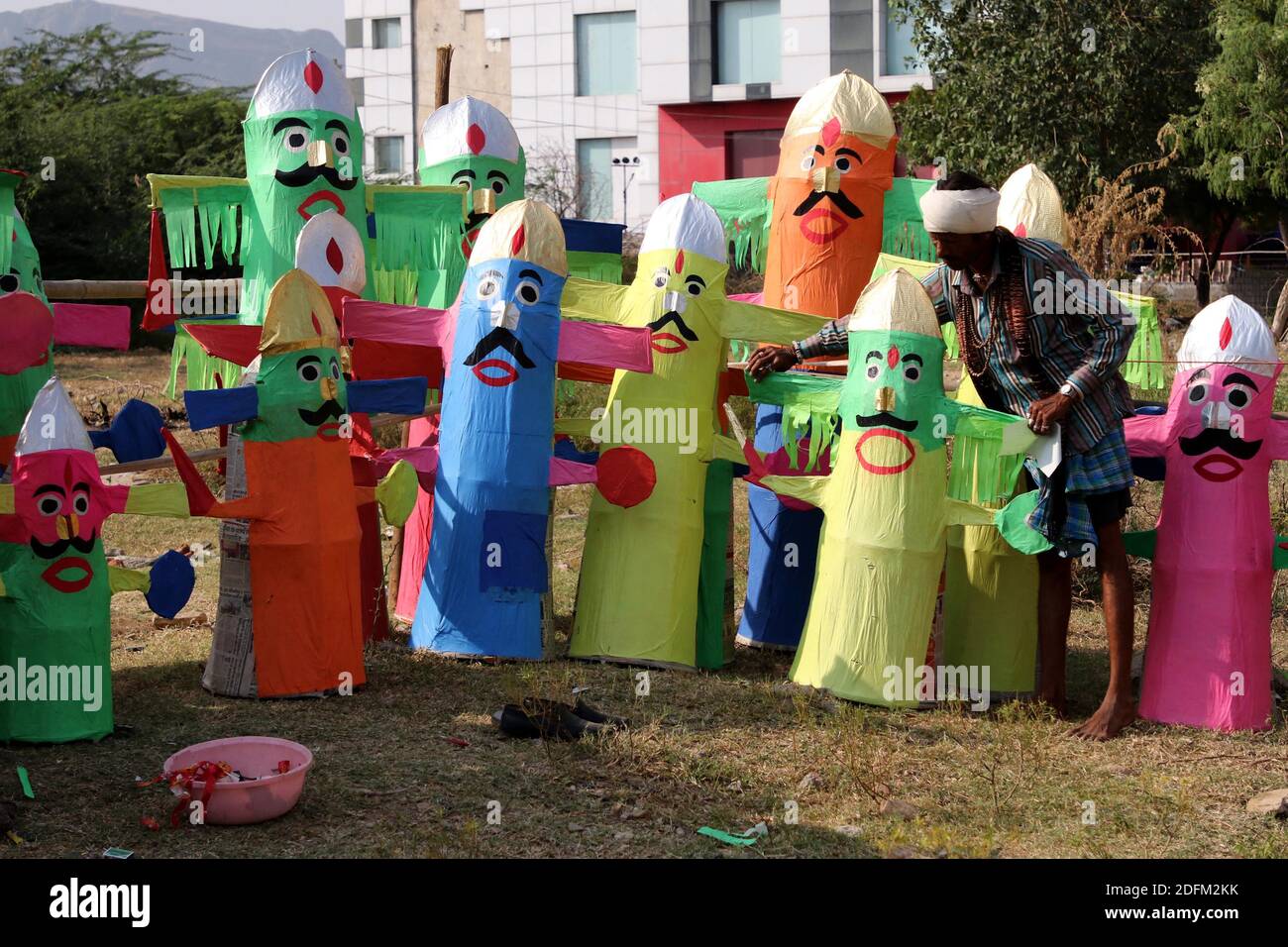 Indian artist prepares an effigy of the demon King Ravana ahead of ...