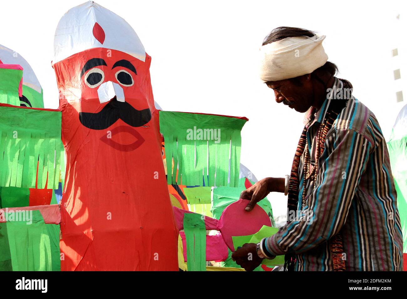 Indian artist prepares an effigy of the demon King Ravana ahead of ...