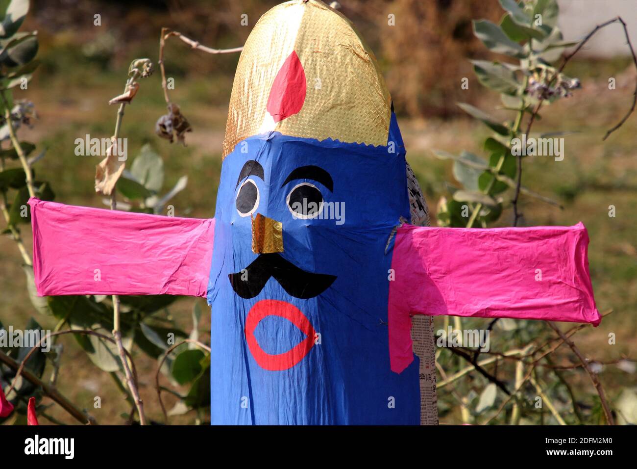 Indian artist prepares an effigy of the demon King Ravana ahead of ...