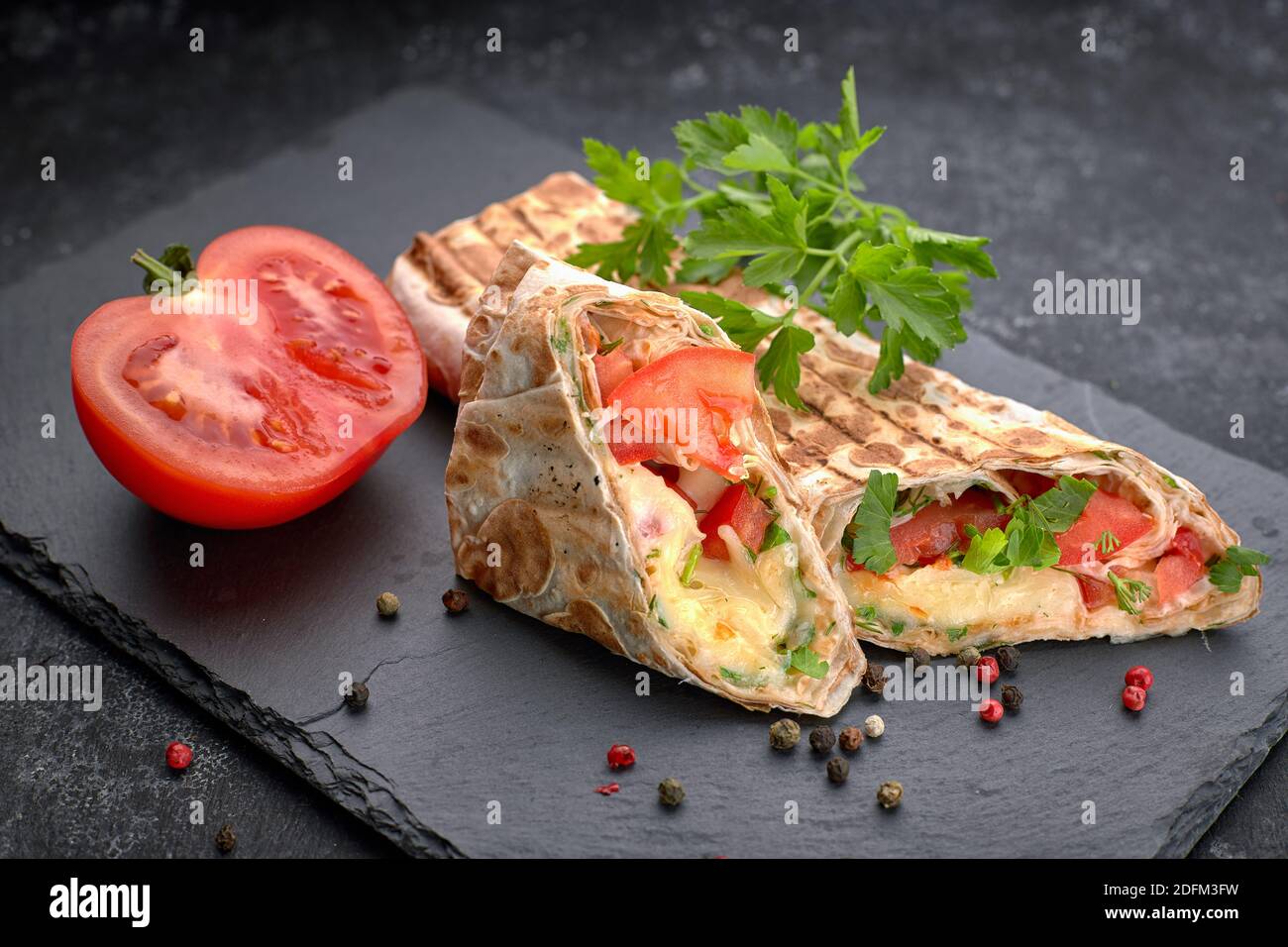 Shawarma garlic sauce hi-res stock photography and images - Alamy