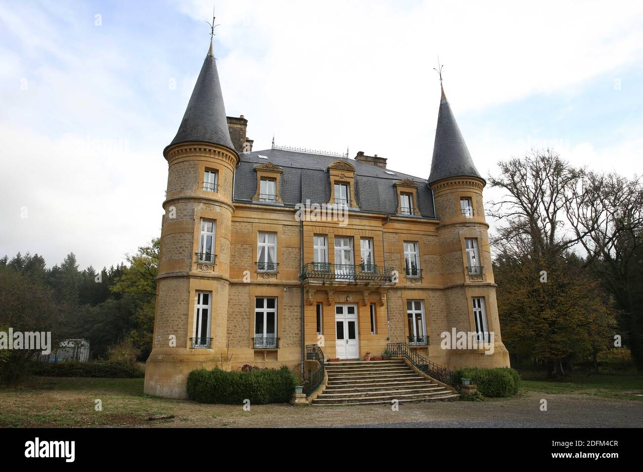 Fourniret Chateau : Disparition D Estelle Mouzin Des Nouvelles Fouilles Dans Une Ancienne ...