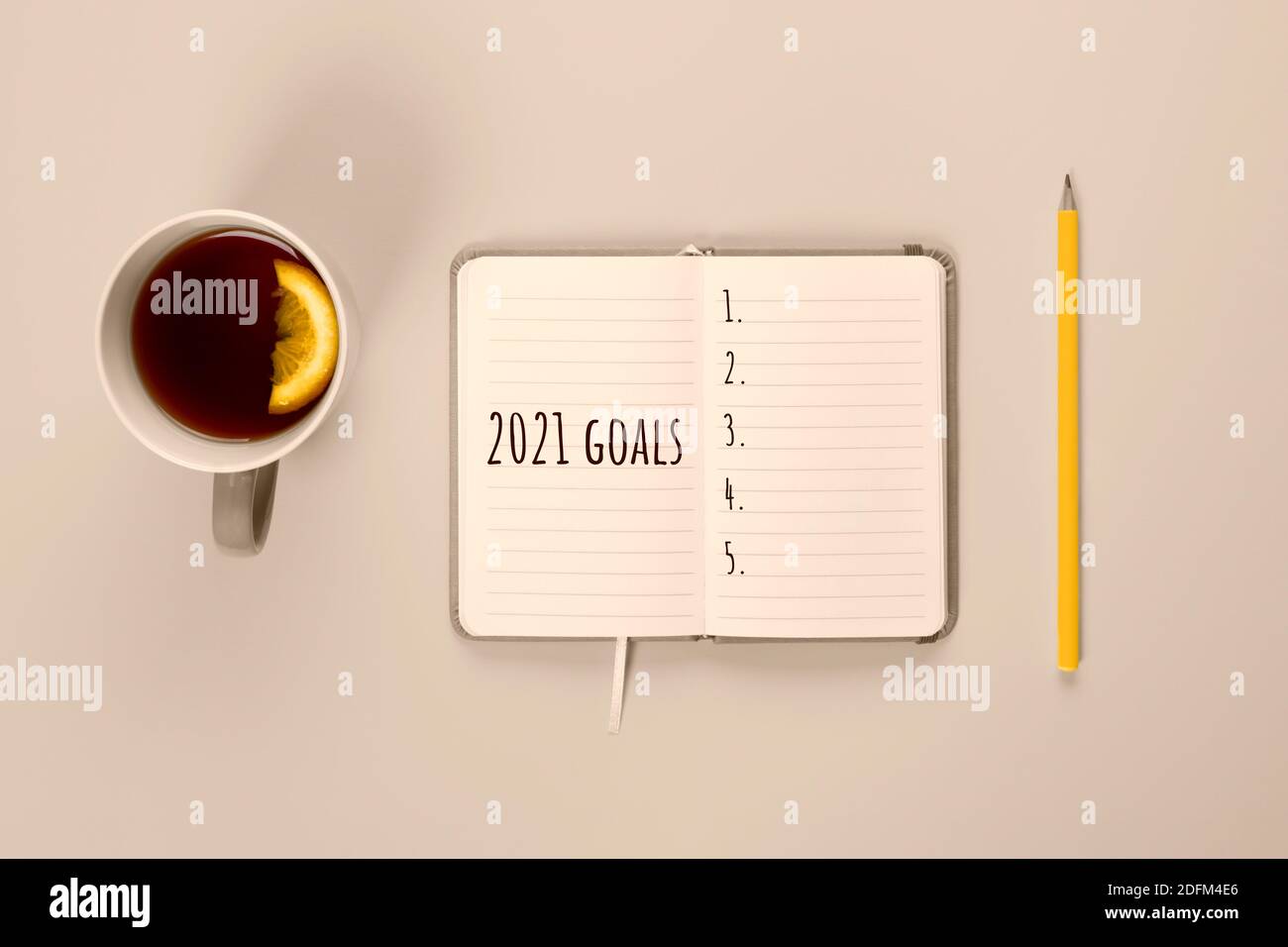 2020 goals banner notebook hi-res stock photography and images - Alamy