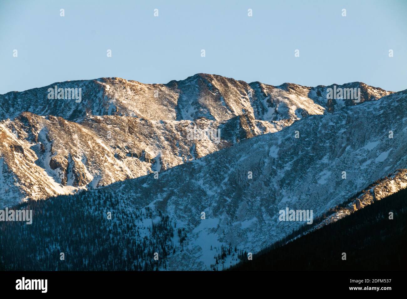 High mountain wind hi-res stock photography and images - Alamy