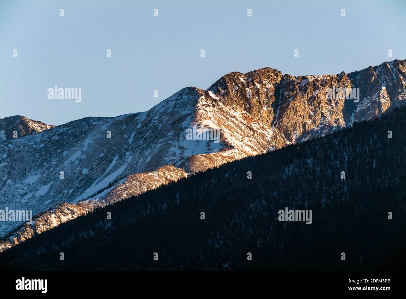 High mountain wind hi-res stock photography and images - Alamy