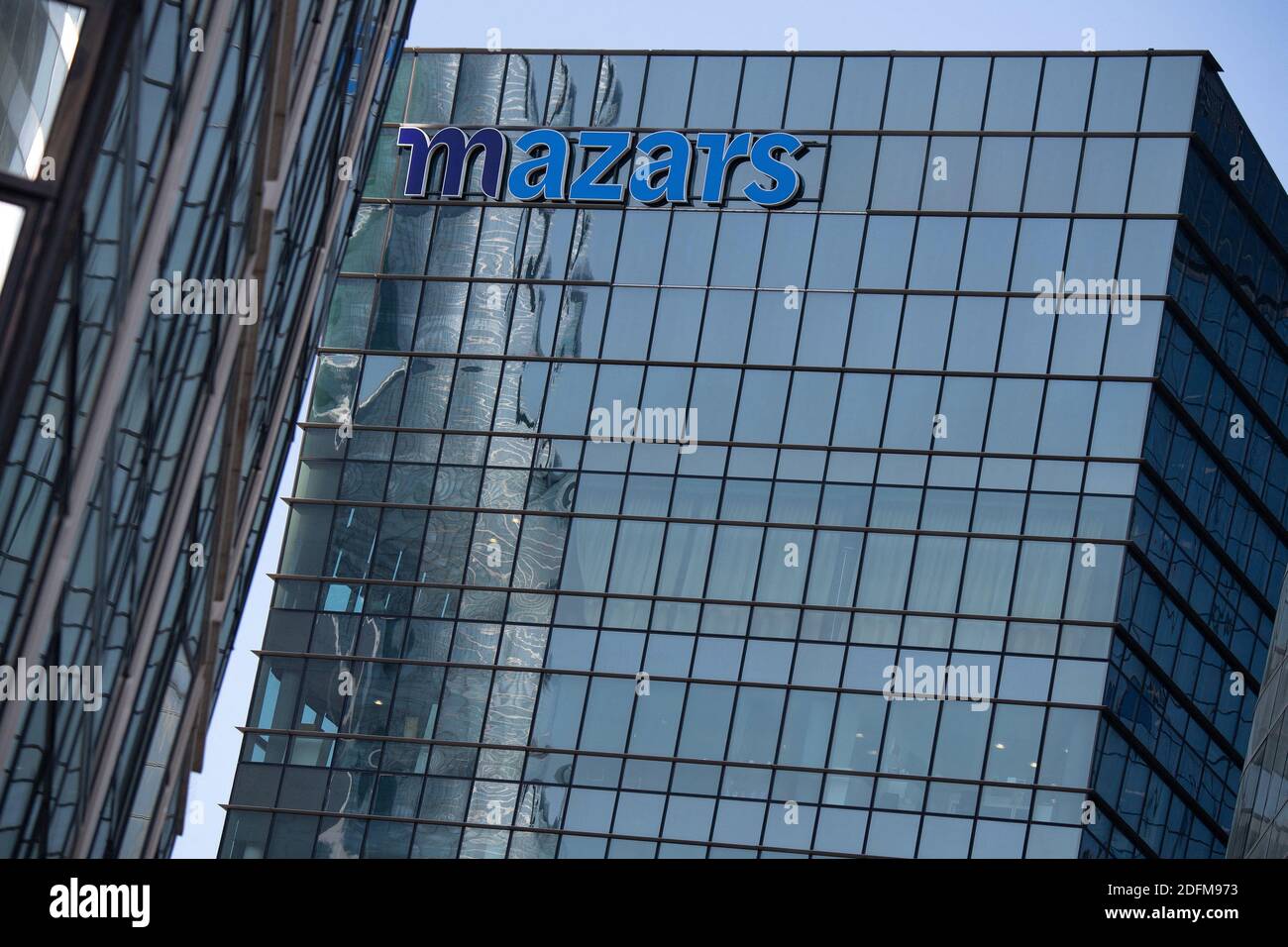 Mazars logo hi-res stock photography and images - Alamy
