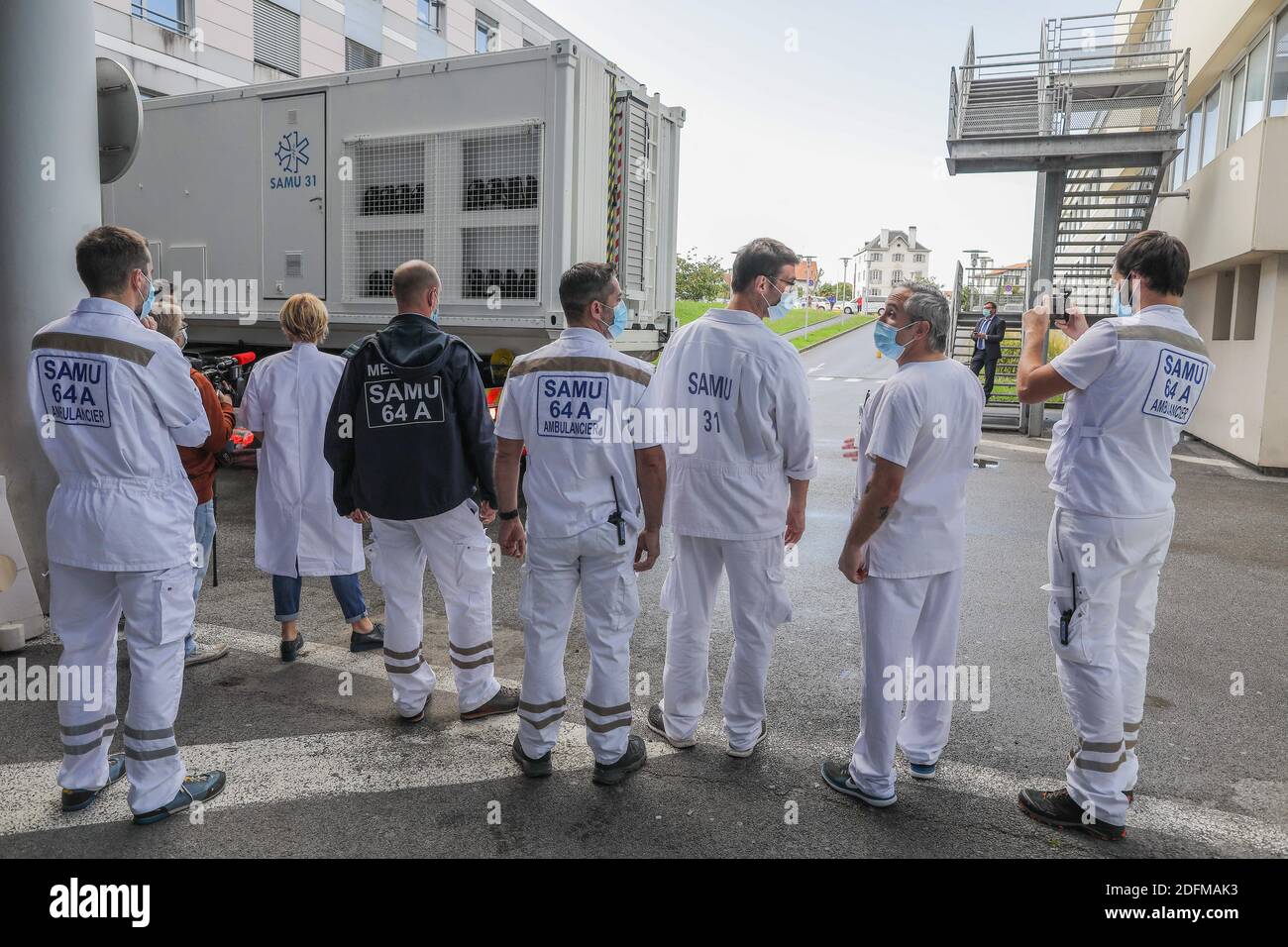 The mobile hospital (UMPEO) unique in Europe created by the SAMU of ...