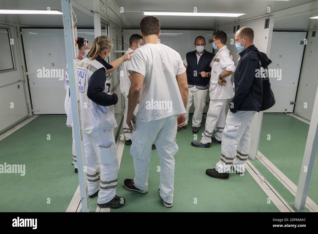 The mobile hospital (UMPEO) unique in Europe created by the SAMU of ...