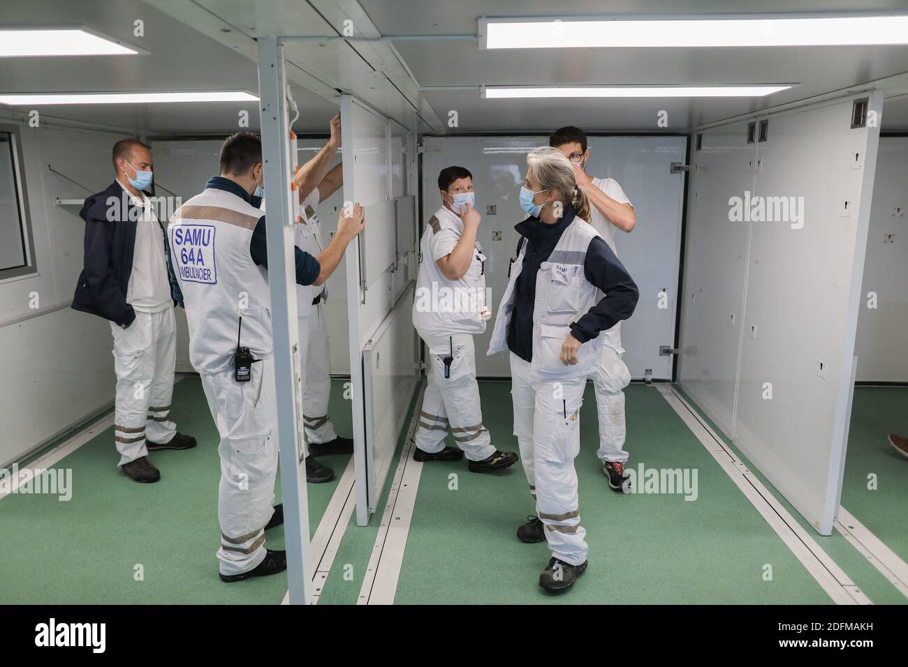 The mobile hospital (UMPEO) unique in Europe created by the SAMU of ...