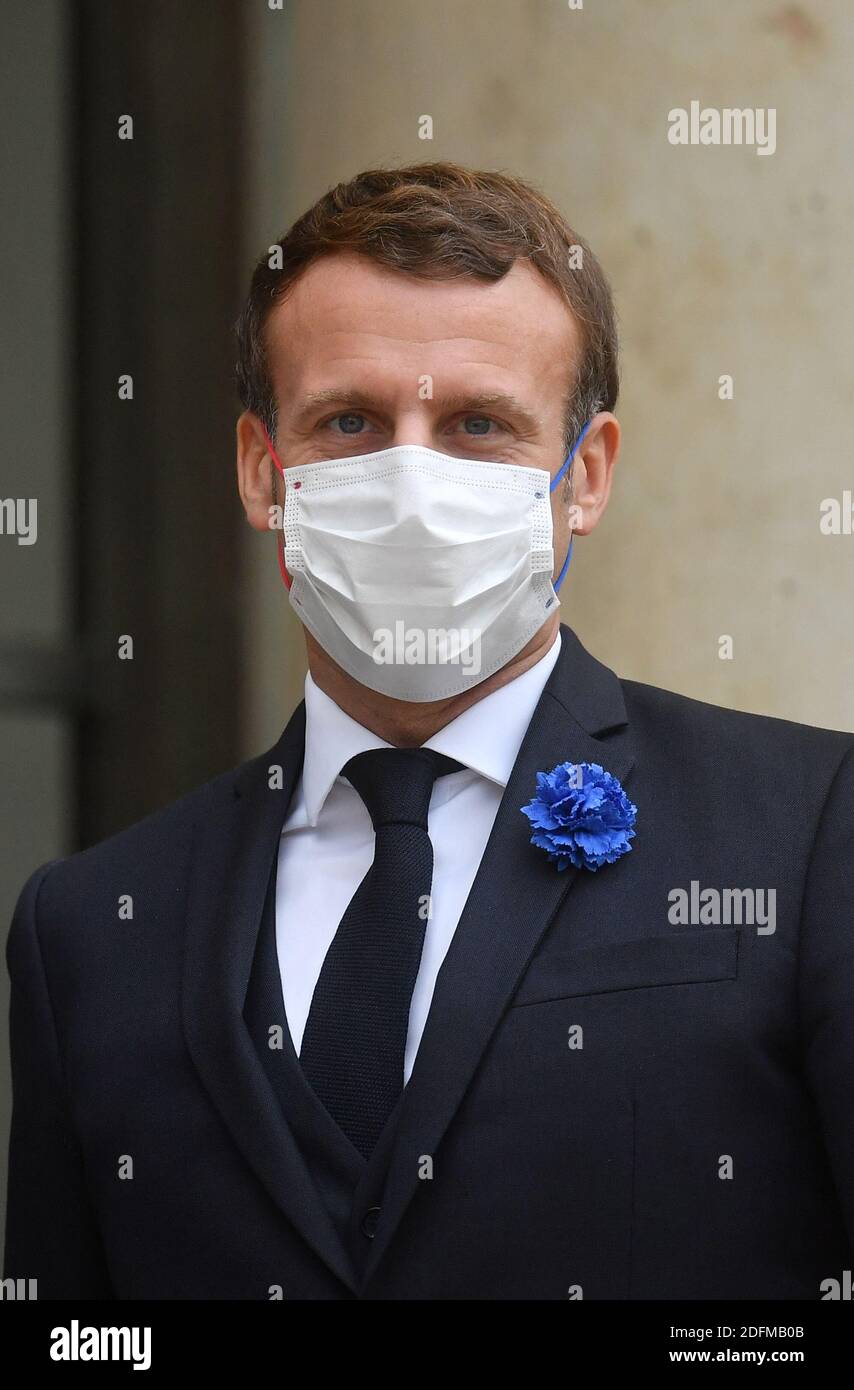 French President Emmanuel Macron meets Austrian Chancellor Sebastian ...