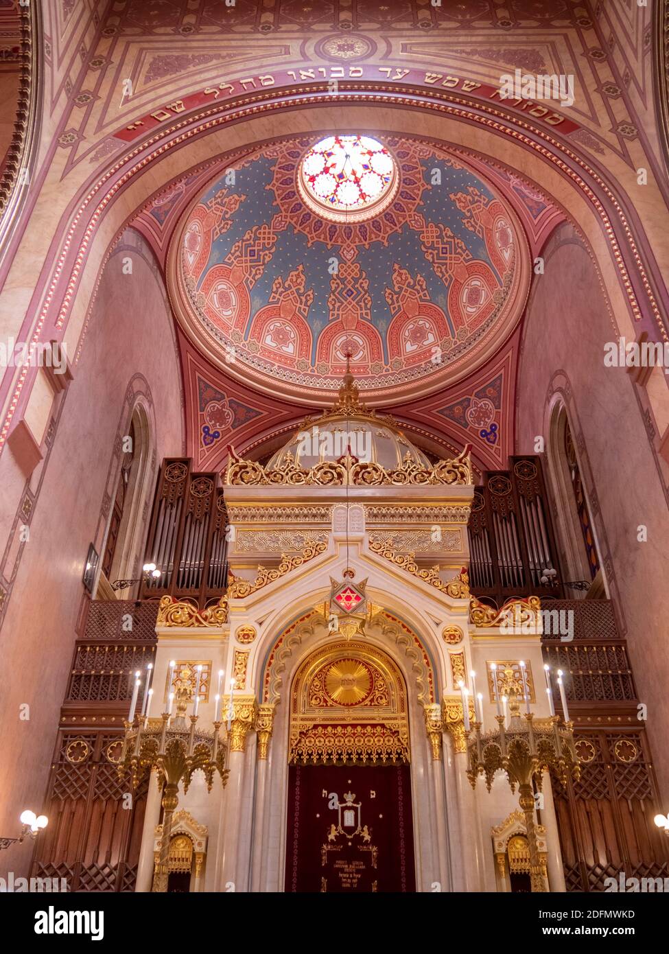 Bimah Synagogue High Resolution Stock Photography and Images - Alamy