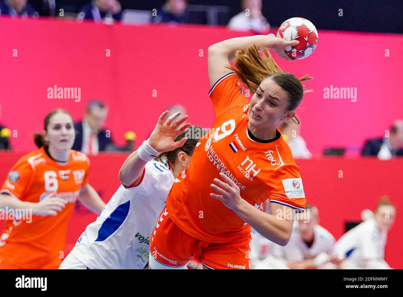 Larissa nusser hi-res stock photography and images - Alamy
