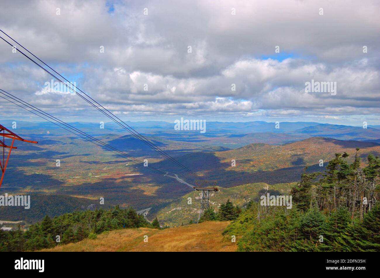 Franconia Notch with fall foliage and Echo Lake aerial view from Cannon ...