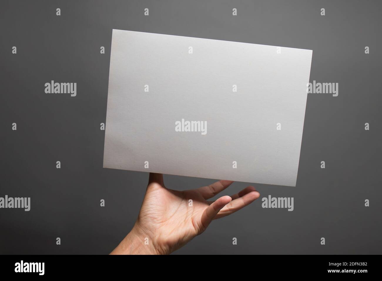 Grab paper hi-res stock photography and images - Alamy