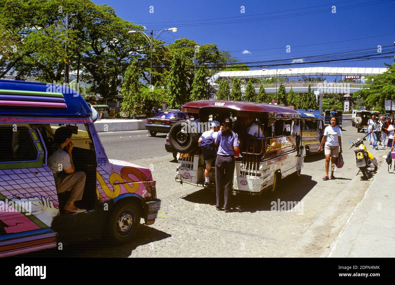 A jeepney bus stop on Osmena Boulevard near the Fuente Osmena Circle in ...