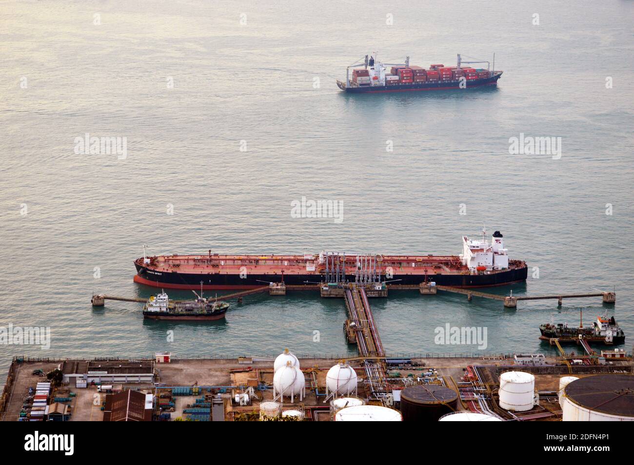 Exxonmobil terminal hong kong hi-res stock photography and images - Alamy