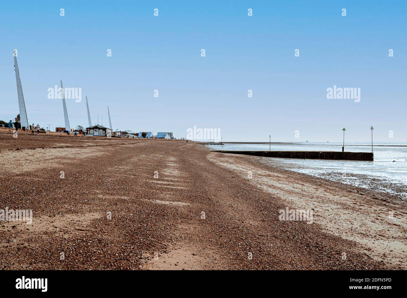 The sandy beach at southend on sea, known as city beach Stock Photo - Alamy