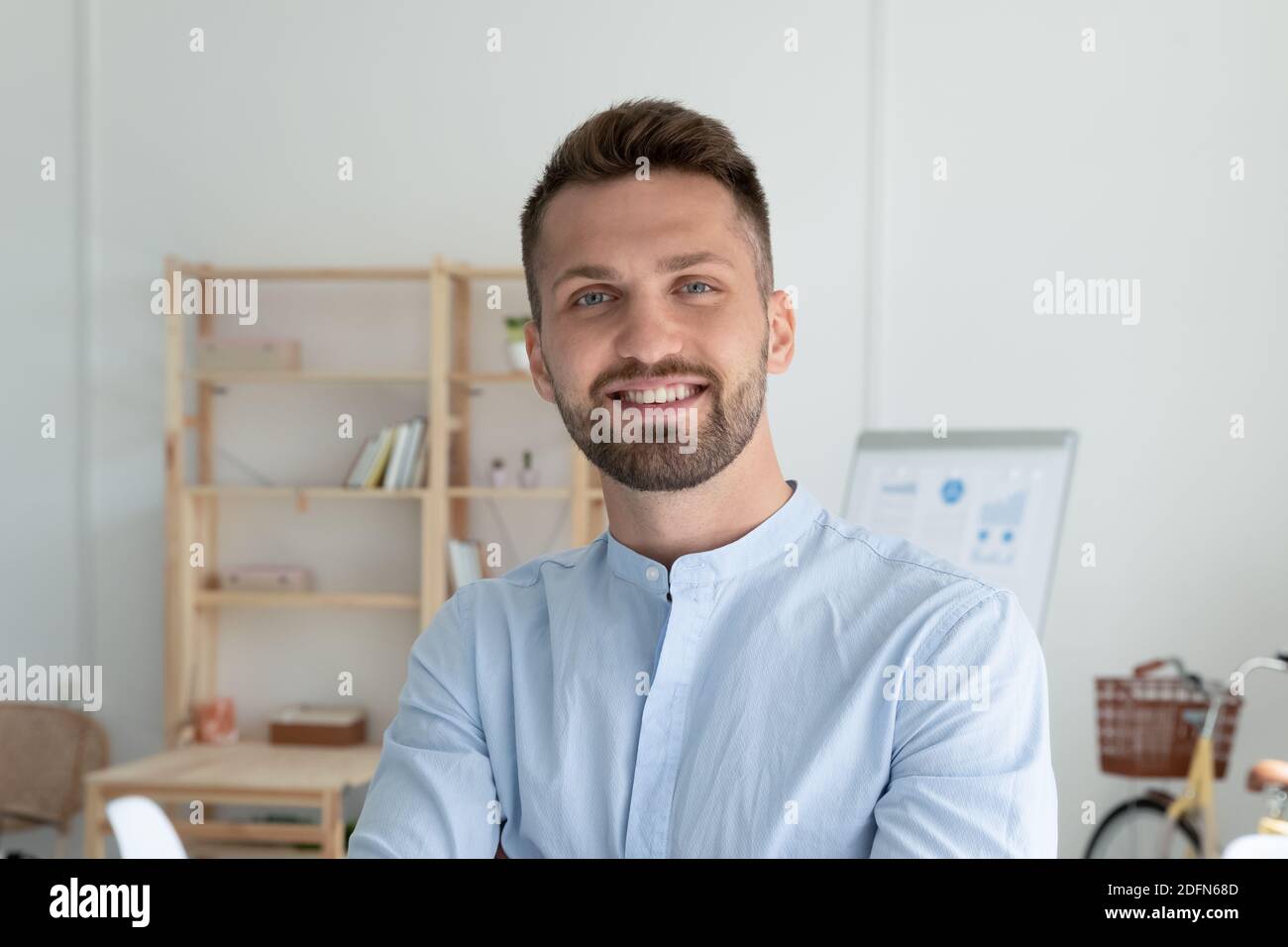 Profile picture of smiling Caucasian male employee Stock Photo - Alamy