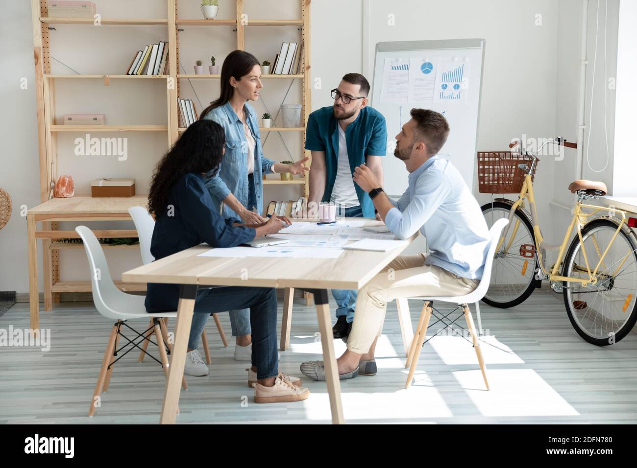 Group employees office diverse candid hi-res stock photography and images - Alamy