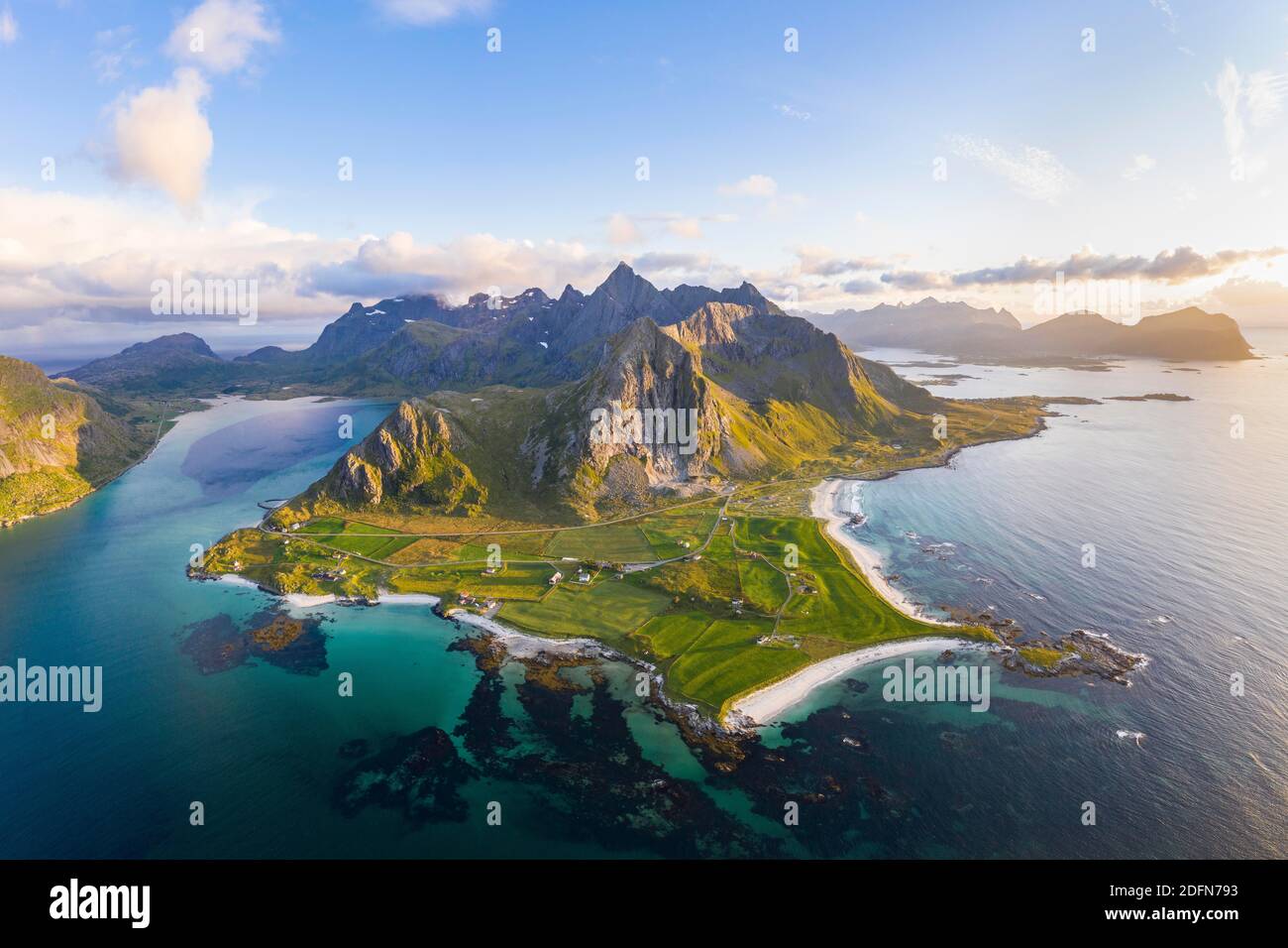 Lofoten beach overview hi-res stock photography and images - Alamy