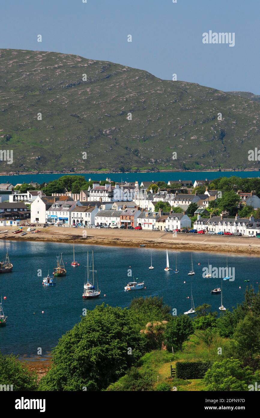 Ullapool scottish highlands water travel hi-res stock photography and ...