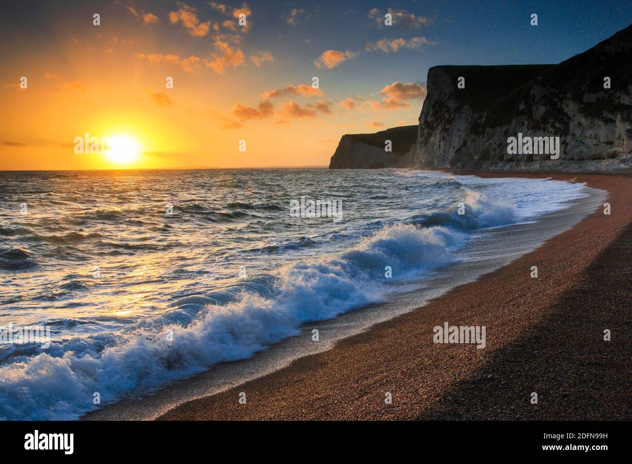 Chalk cliff coast, Jurassic coast, Dorset, England, Great Britain Stock ...