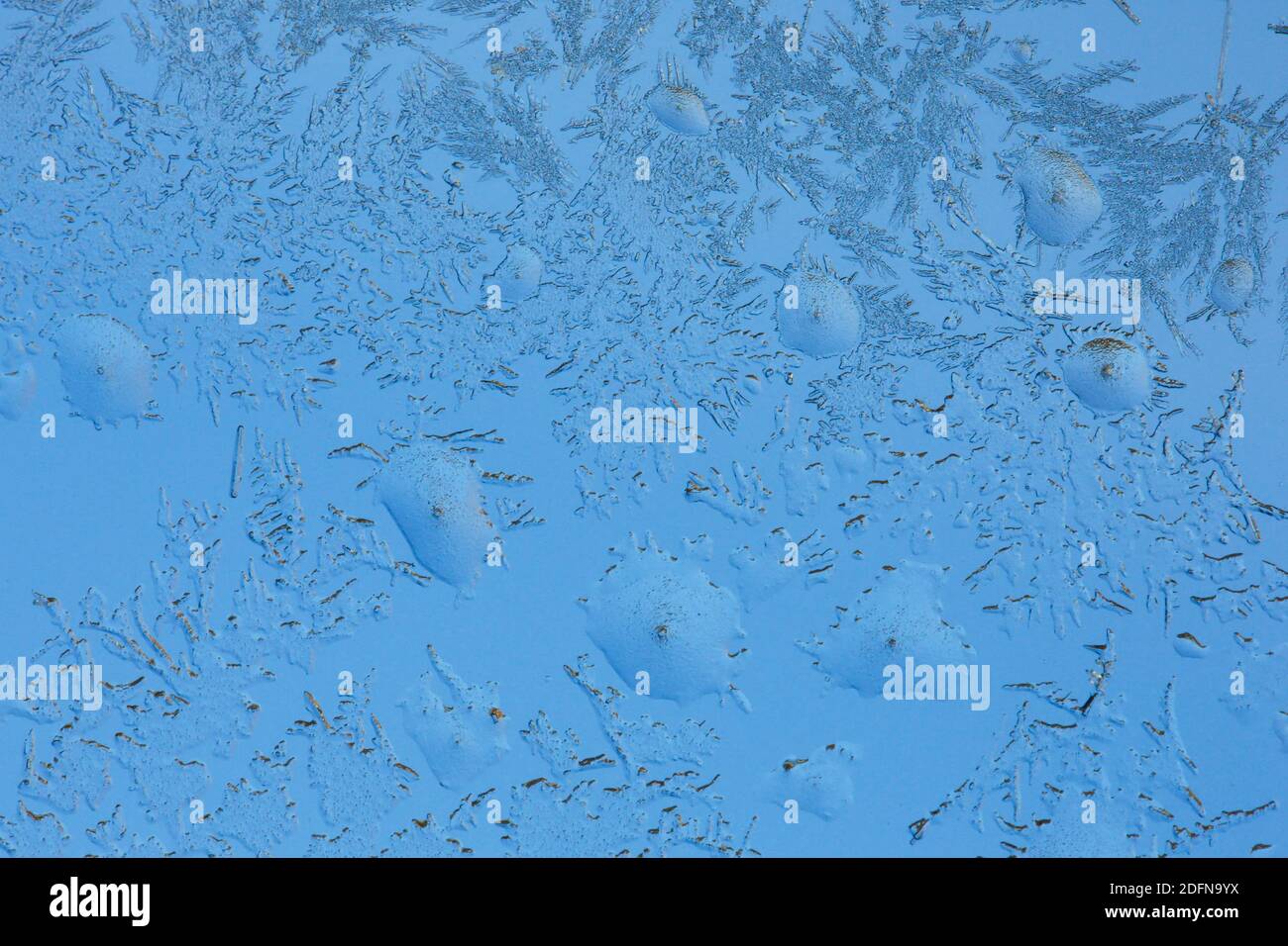 Ice pane hi-res stock photography and images - Alamy
