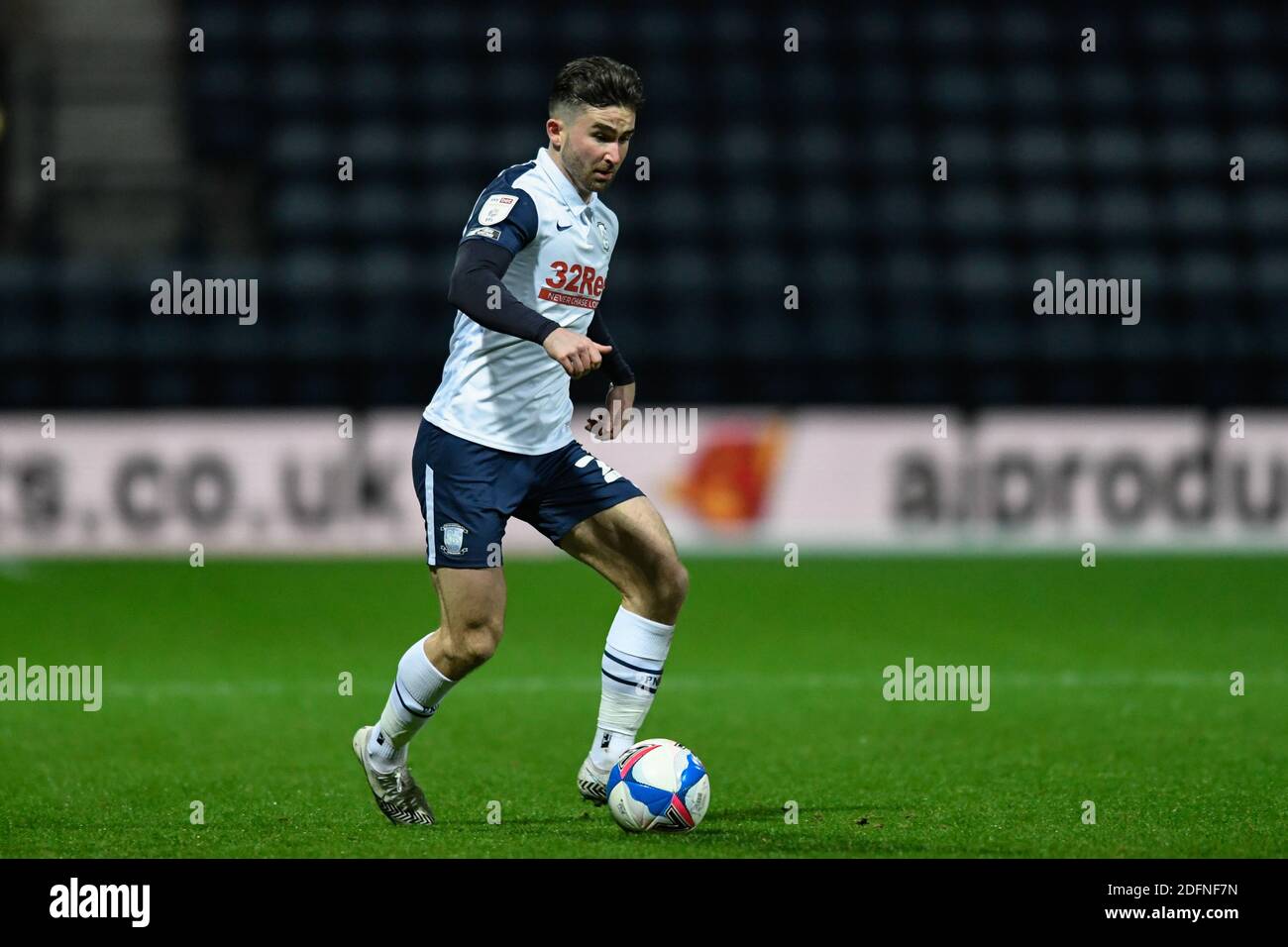 Sean maguire hi-res stock photography and images - Alamy