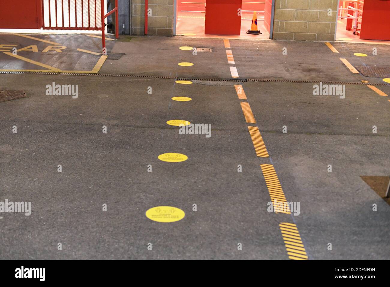 keep your distance signage at the turnstiles Stock Photo - Alamy