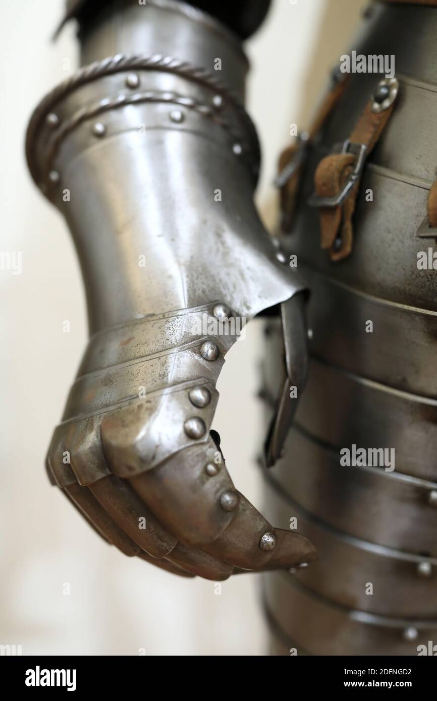 Details of Medieval Knight Armor on background of wall Stock Photo - Alamy