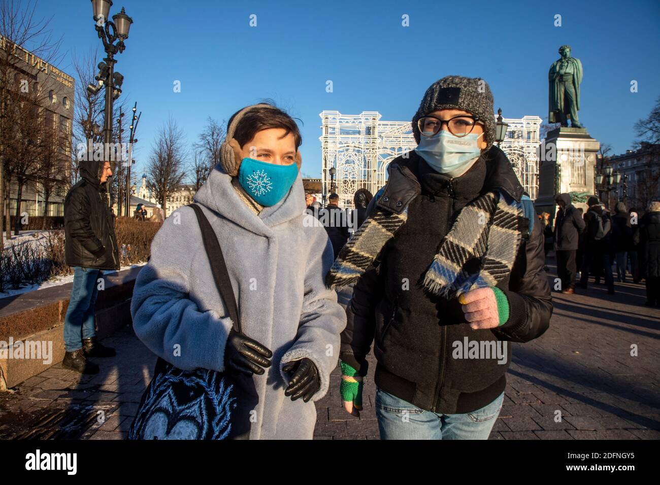 Sharp cold snap hi-res stock photography and images - Alamy