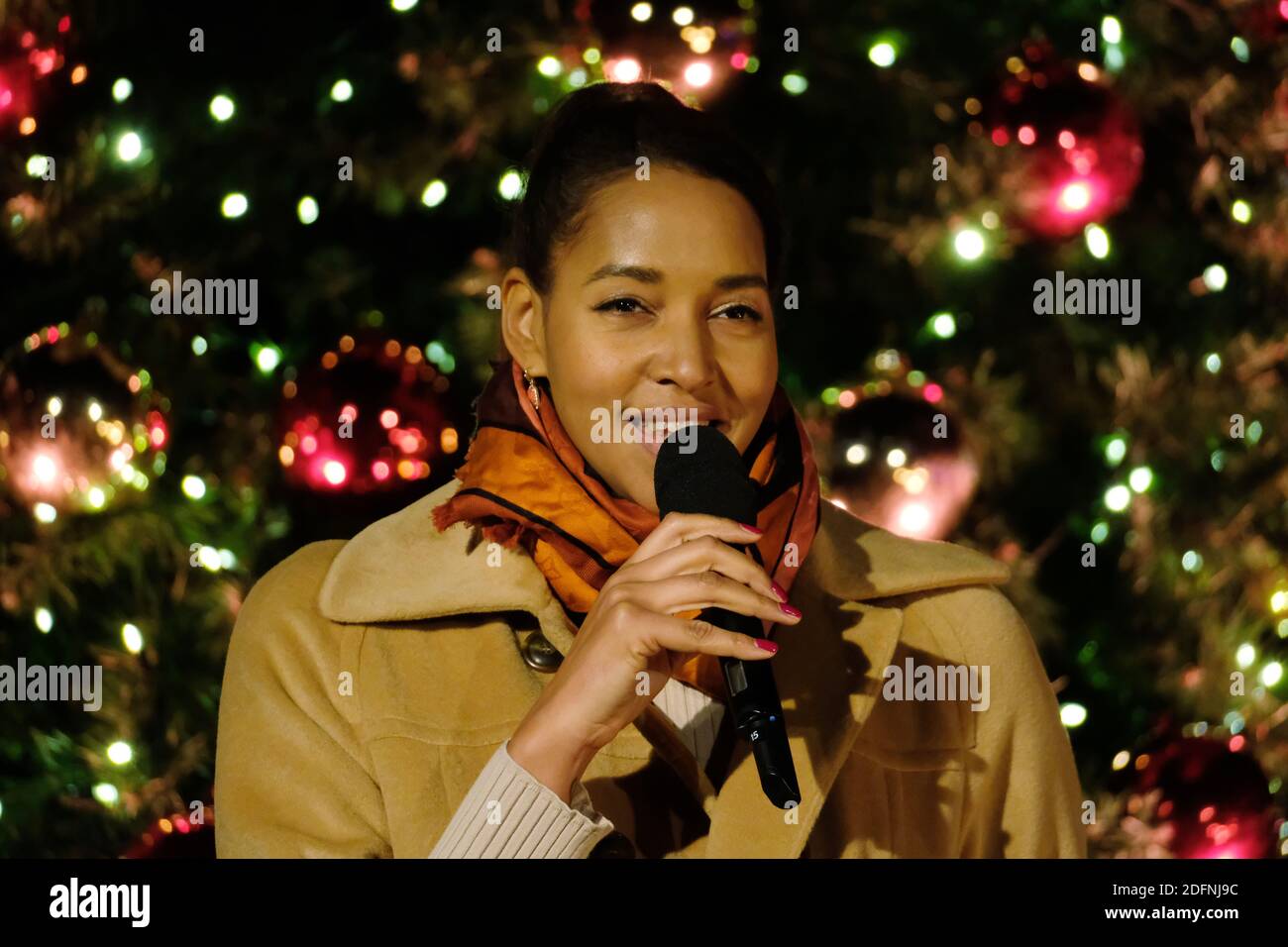 Leipzig, Germany. 05th Dec, 2020. Singer Cassandra Steen on the ...