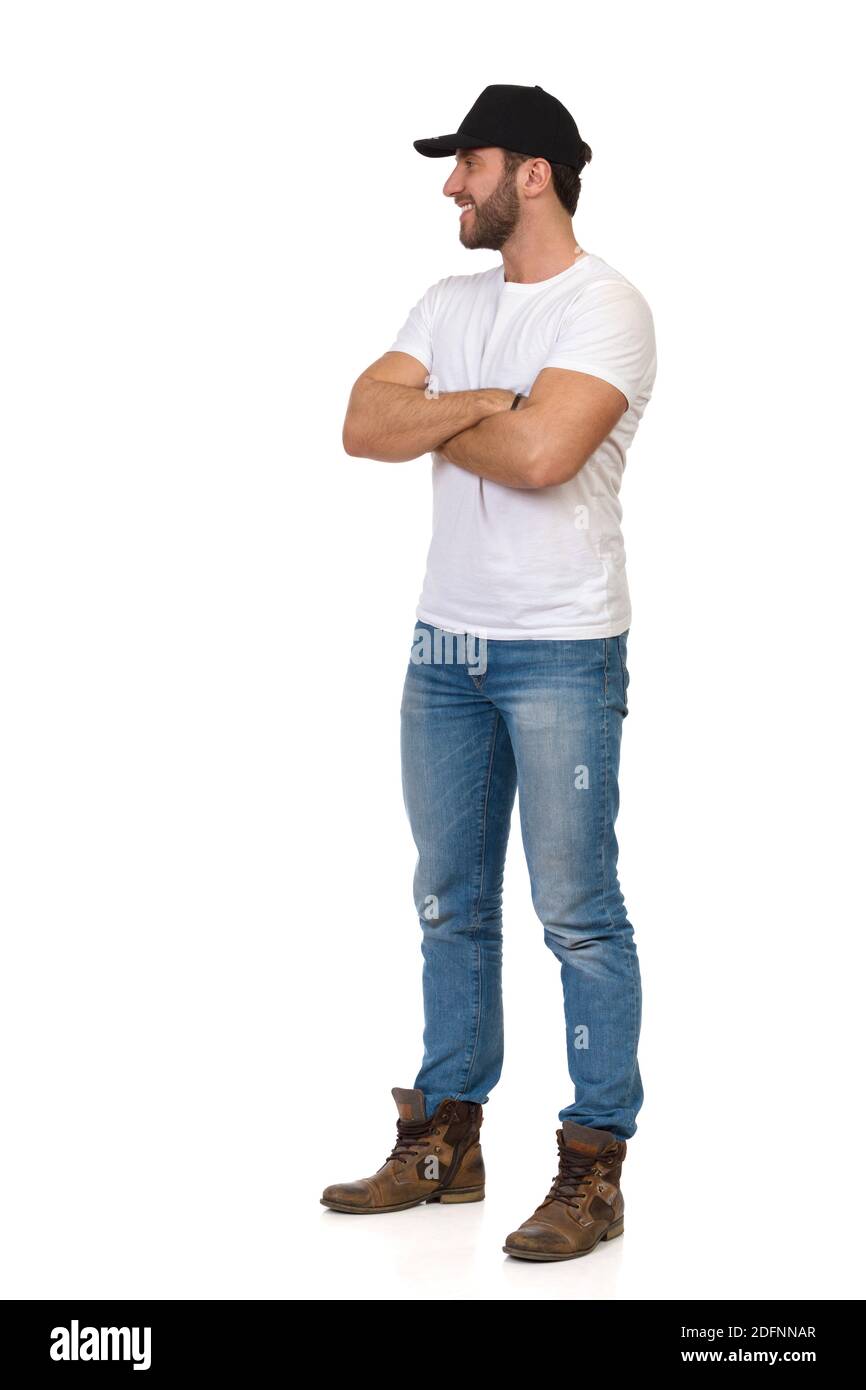 Man crossed arms legs hi-res stock photography and images - Alamy