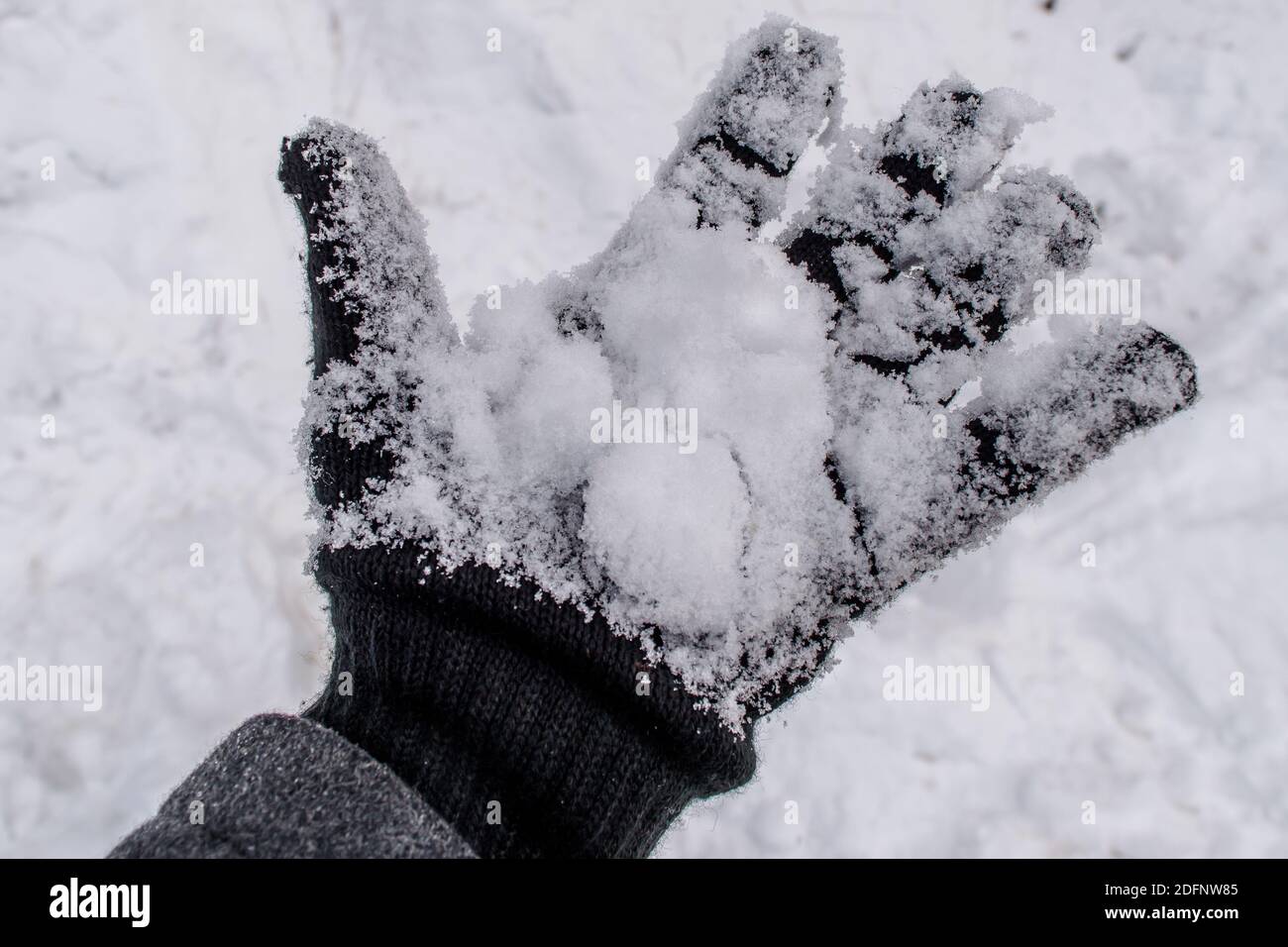 Teen girl happy frozen hi-res stock photography and images - Alamy
