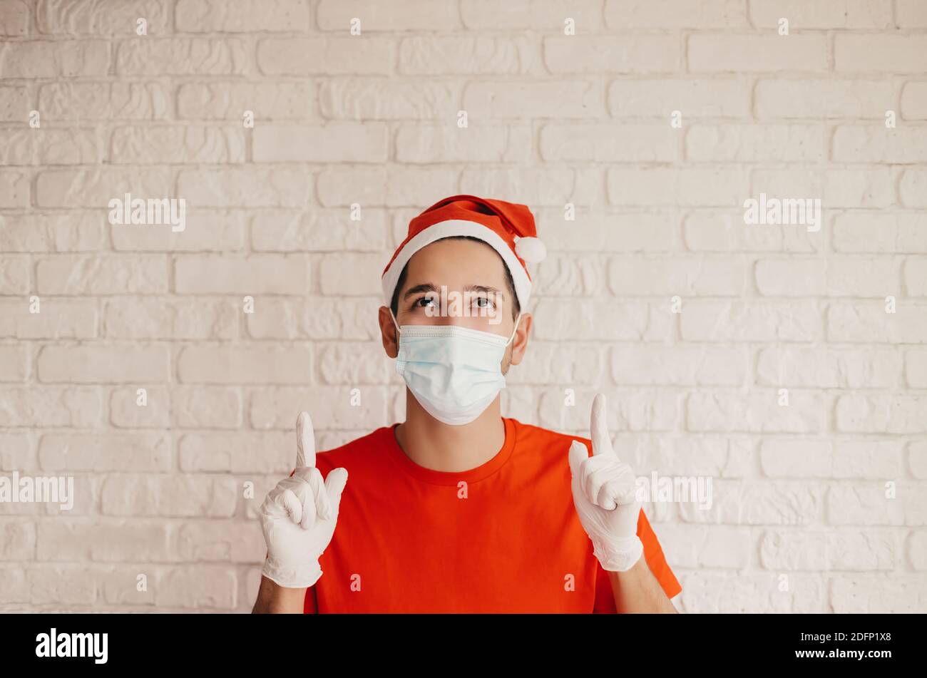 Look man santa point hi-res stock photography and images - Alamy
