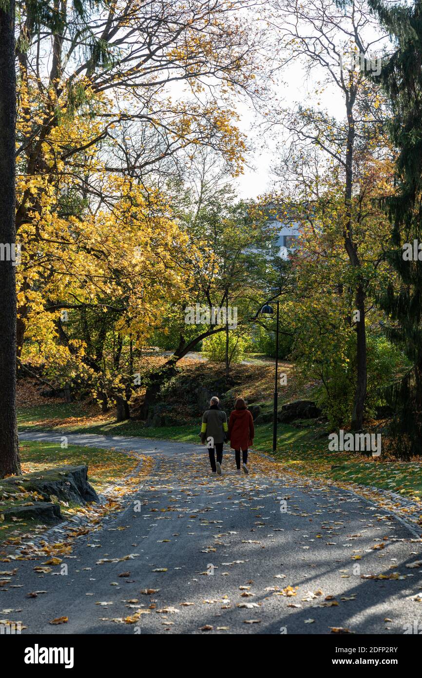 Strolling in a park hi-res stock photography and images - Alamy