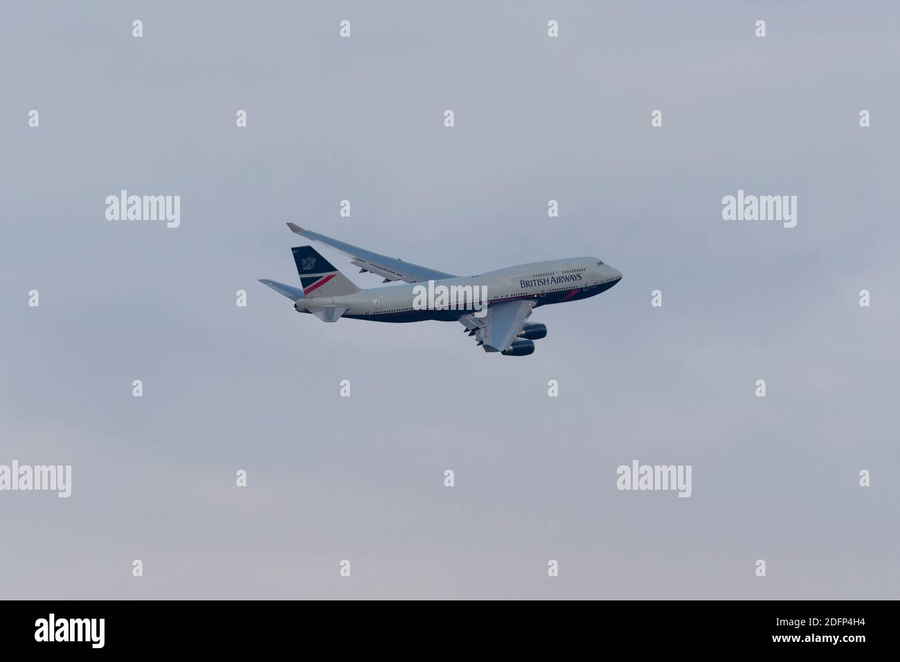 Final flight of British Airways Boeing 747 Jumbo Jet plane G-BNLY in ...