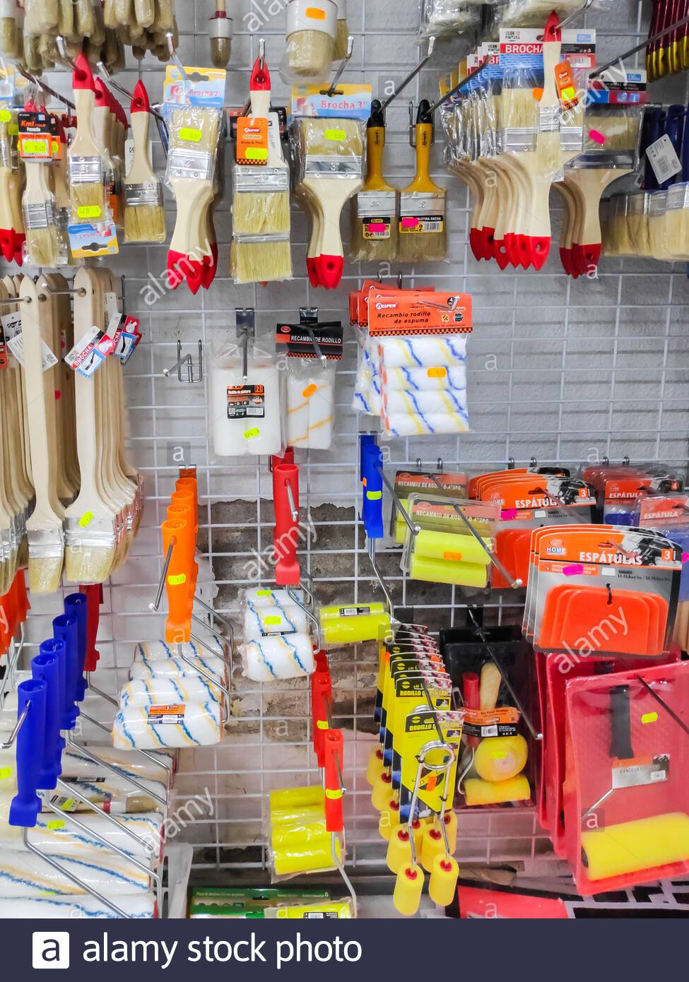 Chinese Hardware Store High Resolution Stock Photography and Images - Alamy