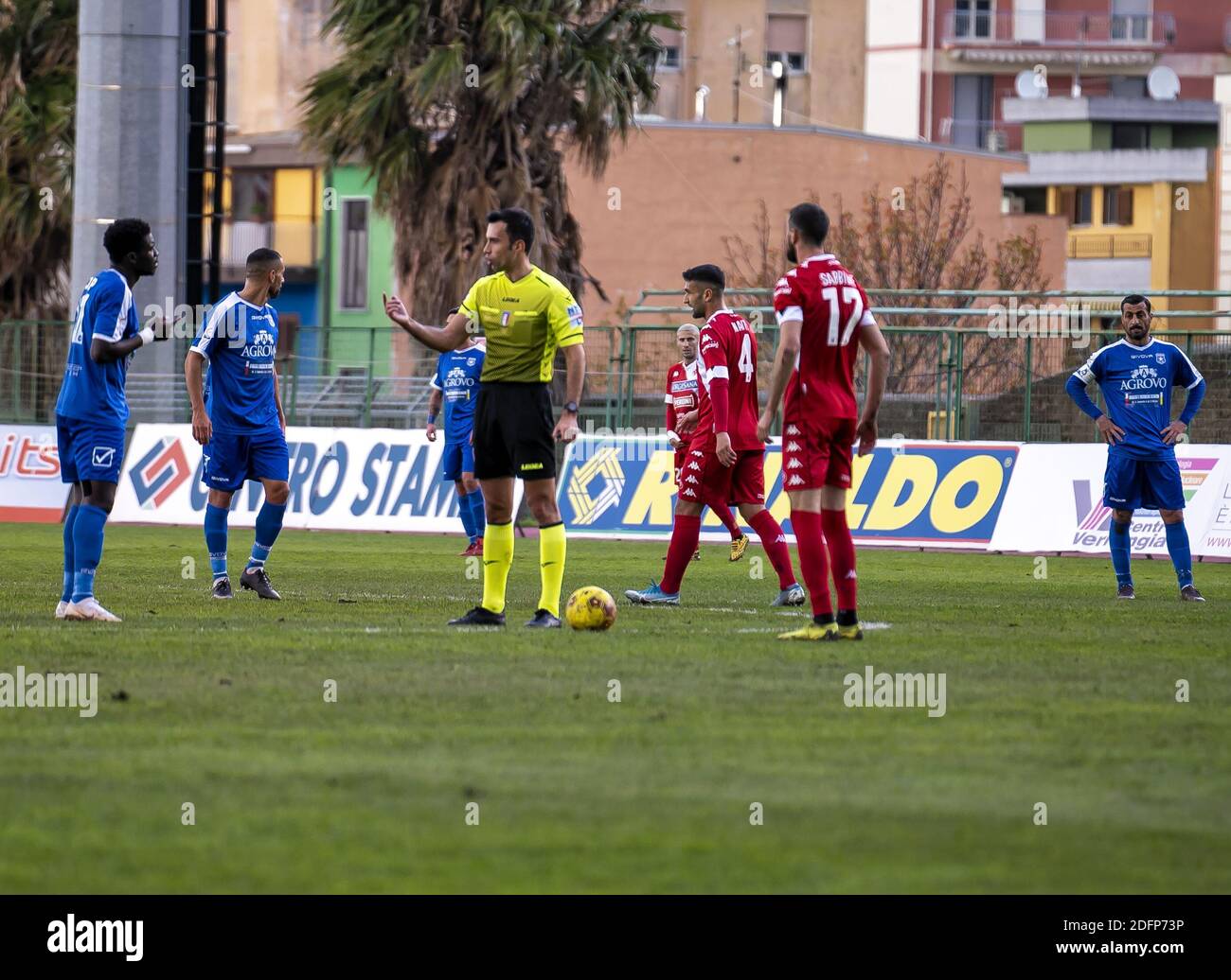 Referee daniele rutella hi-res stock photography and images - Alamy