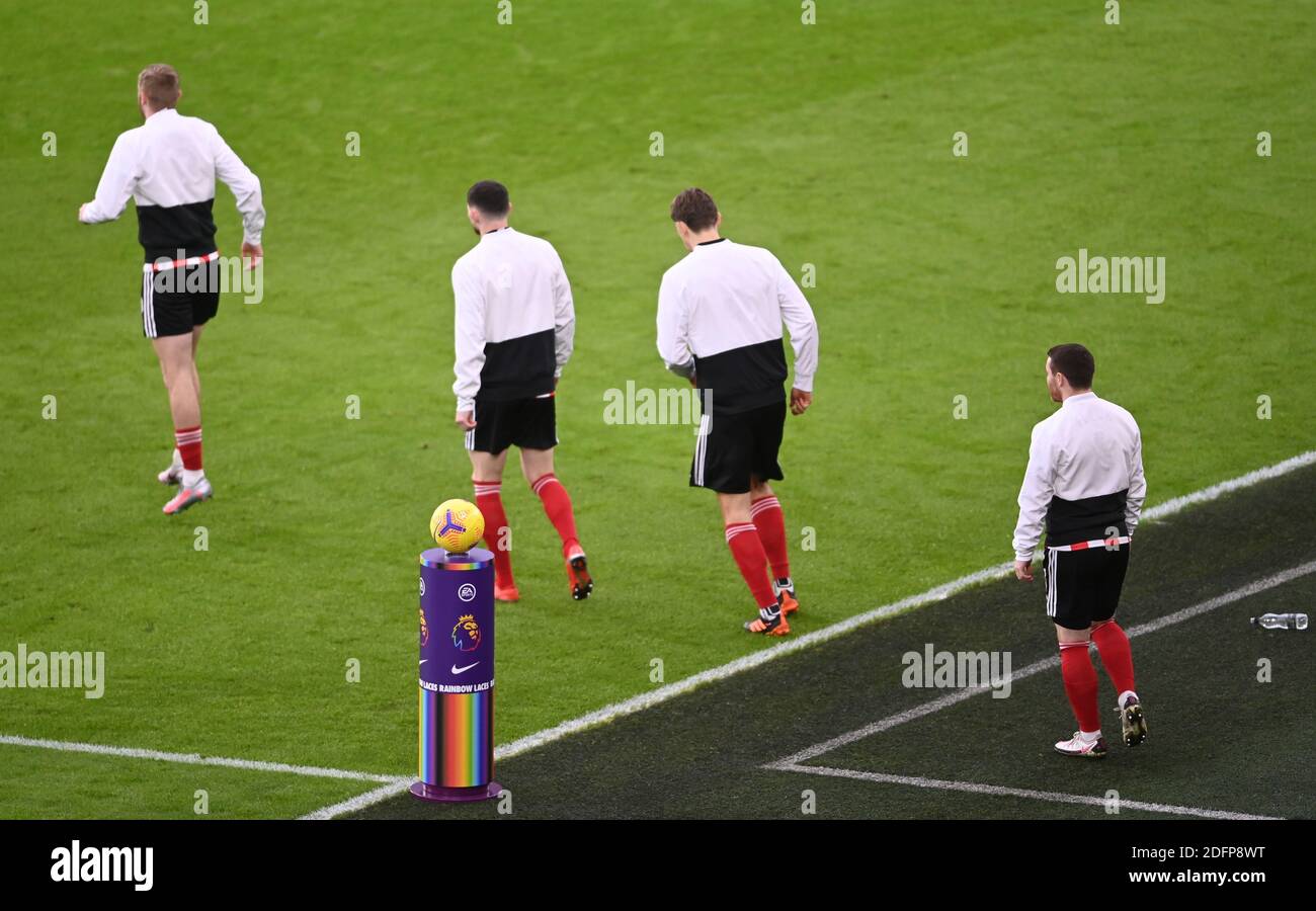 Football utd tunnel hi-res stock photography and images - Alamy