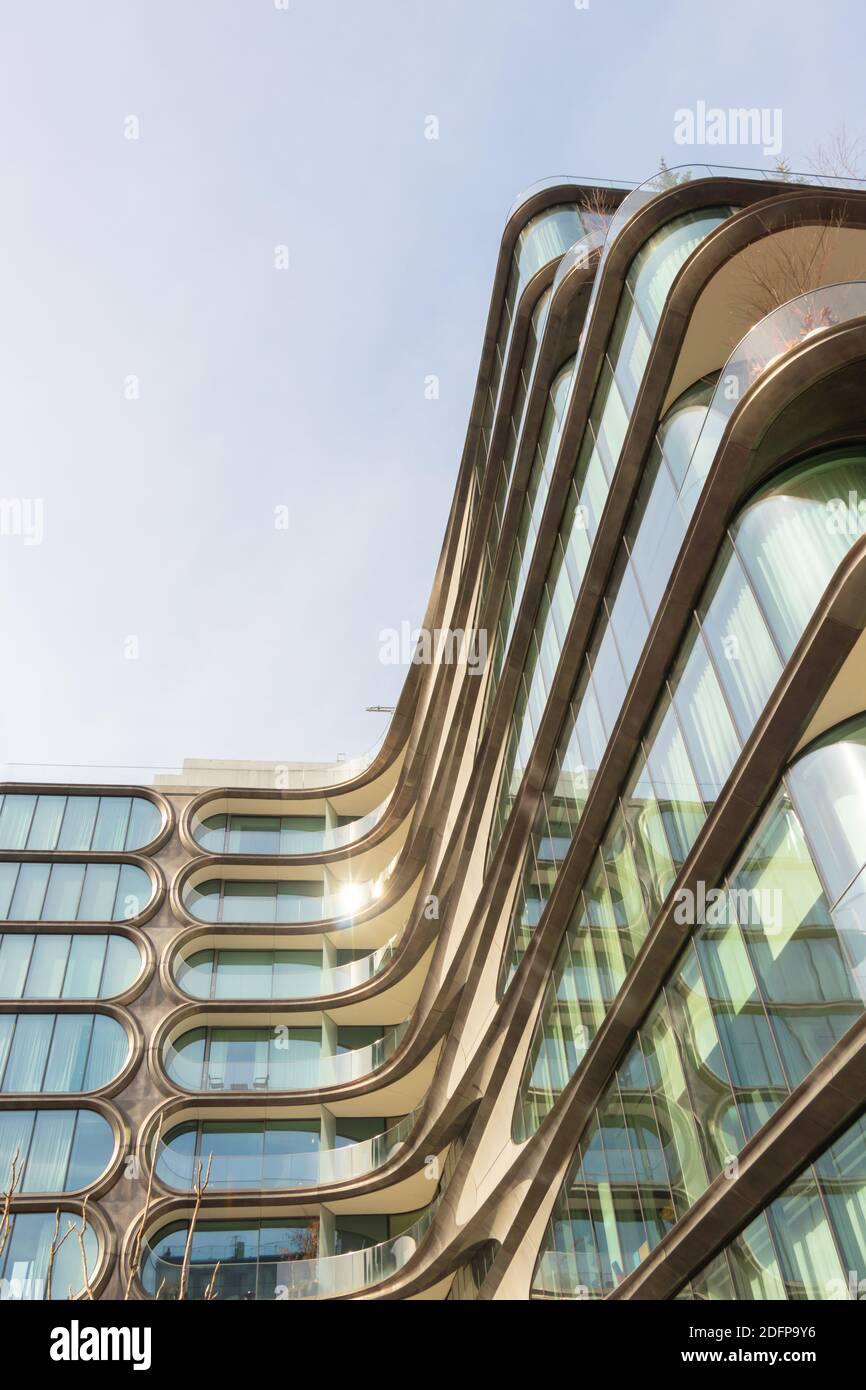 sculptural apartment block 520 West 28th Street by Zaha Hadid taken ...